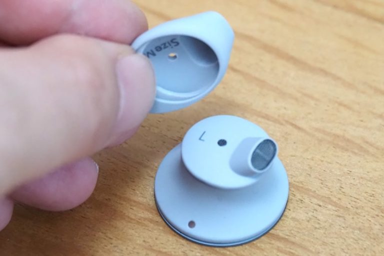 Surface Earbudsレビュー｜クリアな音質で音楽が楽しくなる完全ワイヤレスイヤホン | ビリオンログ billion-log