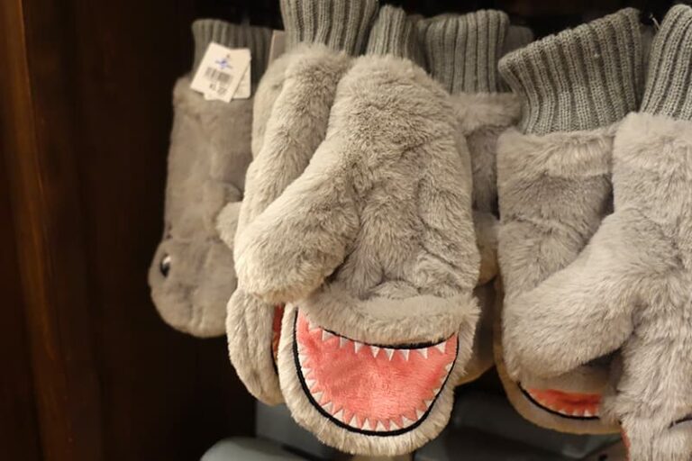 USJで買えるジョーズのグッズ・お土産30選｜グッズ売り場も紹介！ | ビリオンログ billion-log